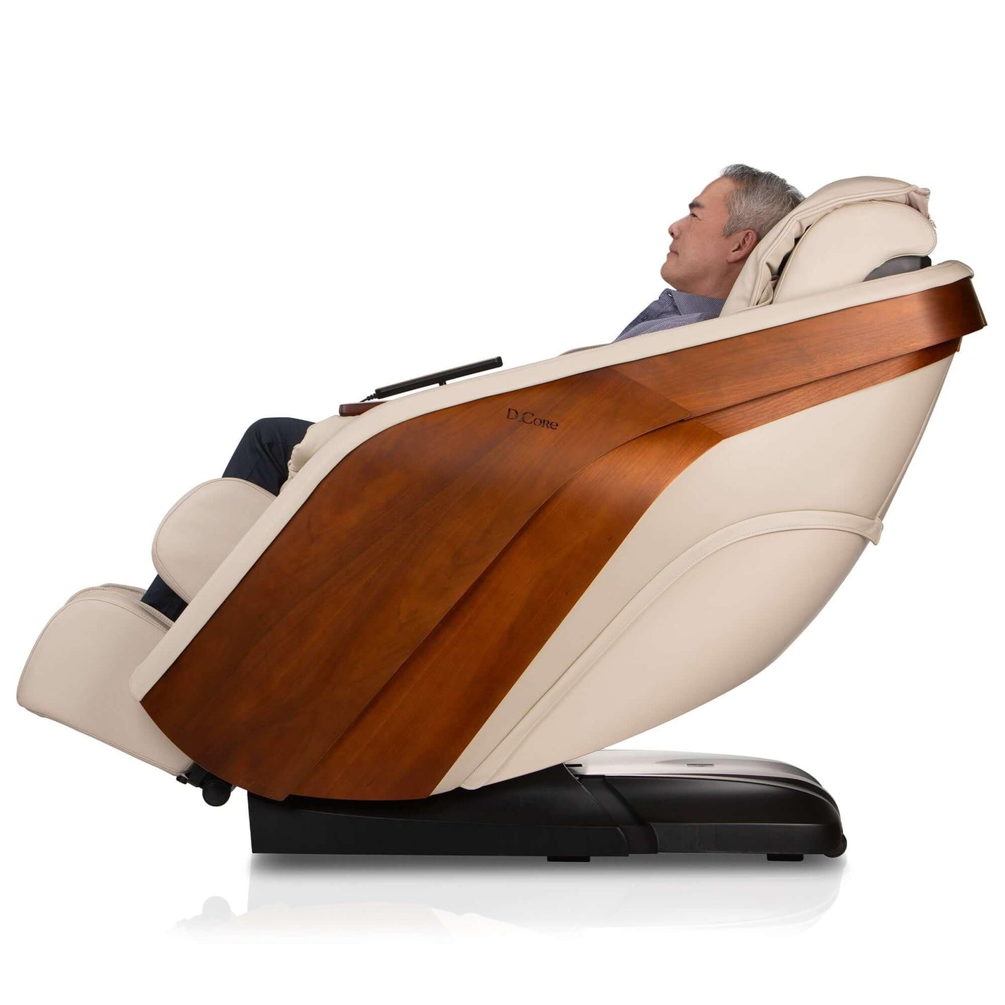 DCore STRATUS-JP Massage Chair: Ultimate Relaxation | Made in Japan